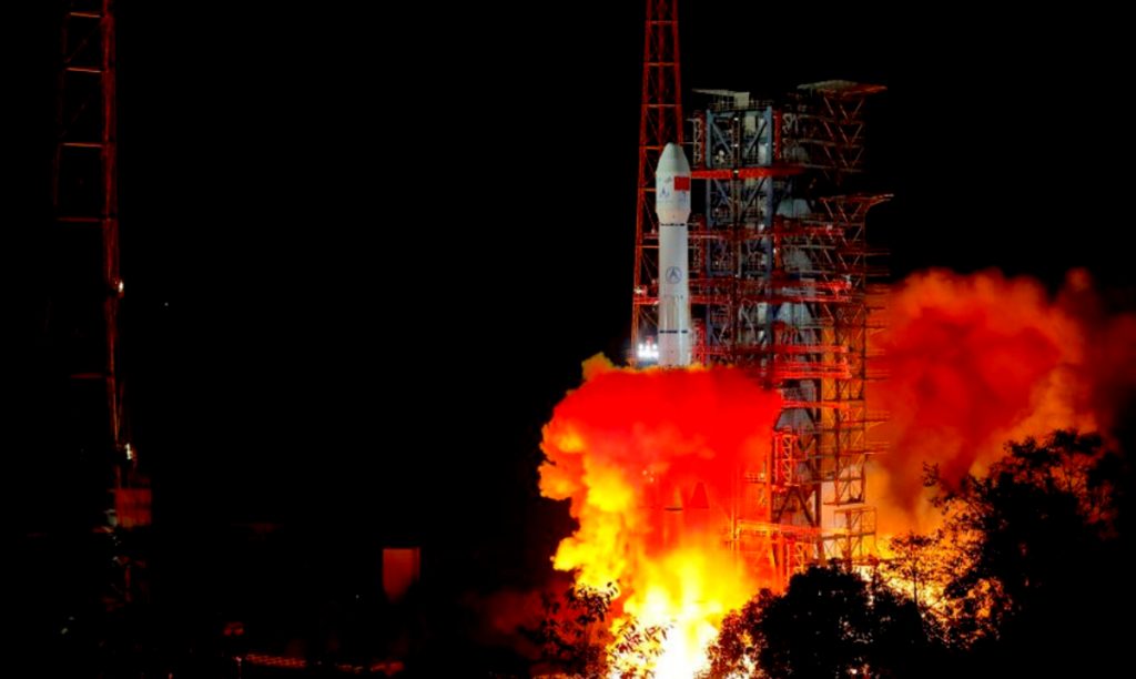 For the First Time, A Probe Has Landed On the Far Side of the Moon ...