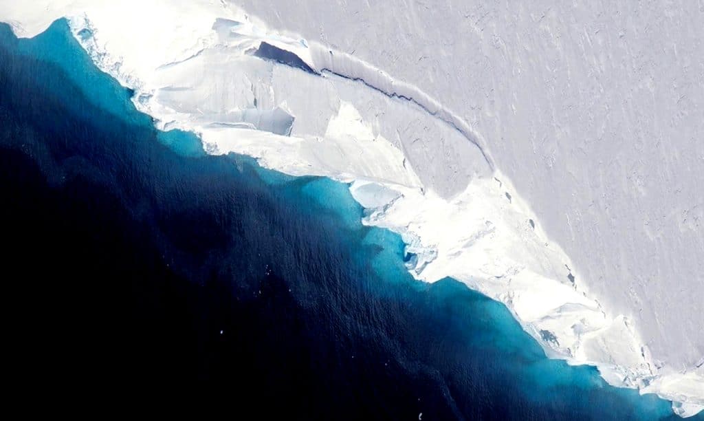 Ancient Rocky Structure Revealed Under Melting Ice In Antarctica ...