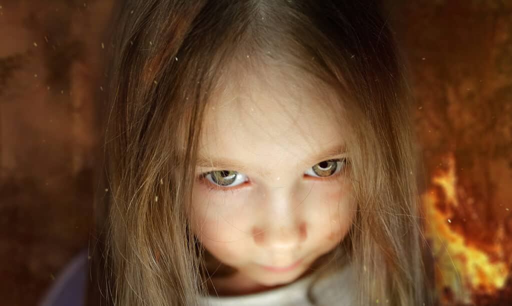 The 9 Traits of A Narcissist – Awareness Act